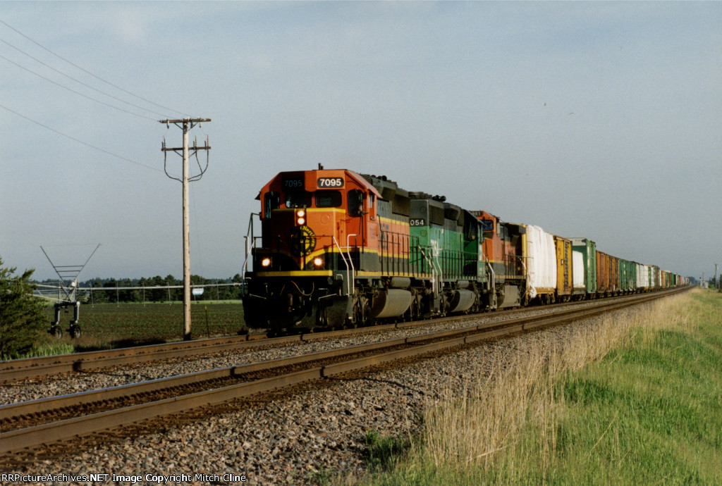 BNSF 7095